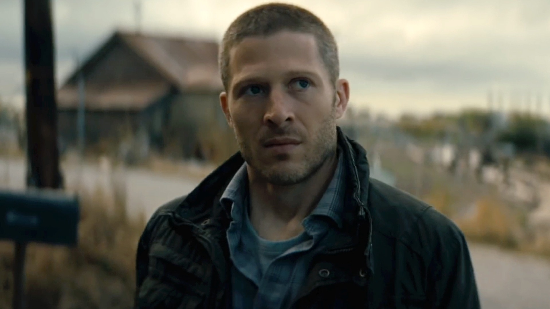 Midnight Mass - Trailers & Videos - Rotten Tomatoes