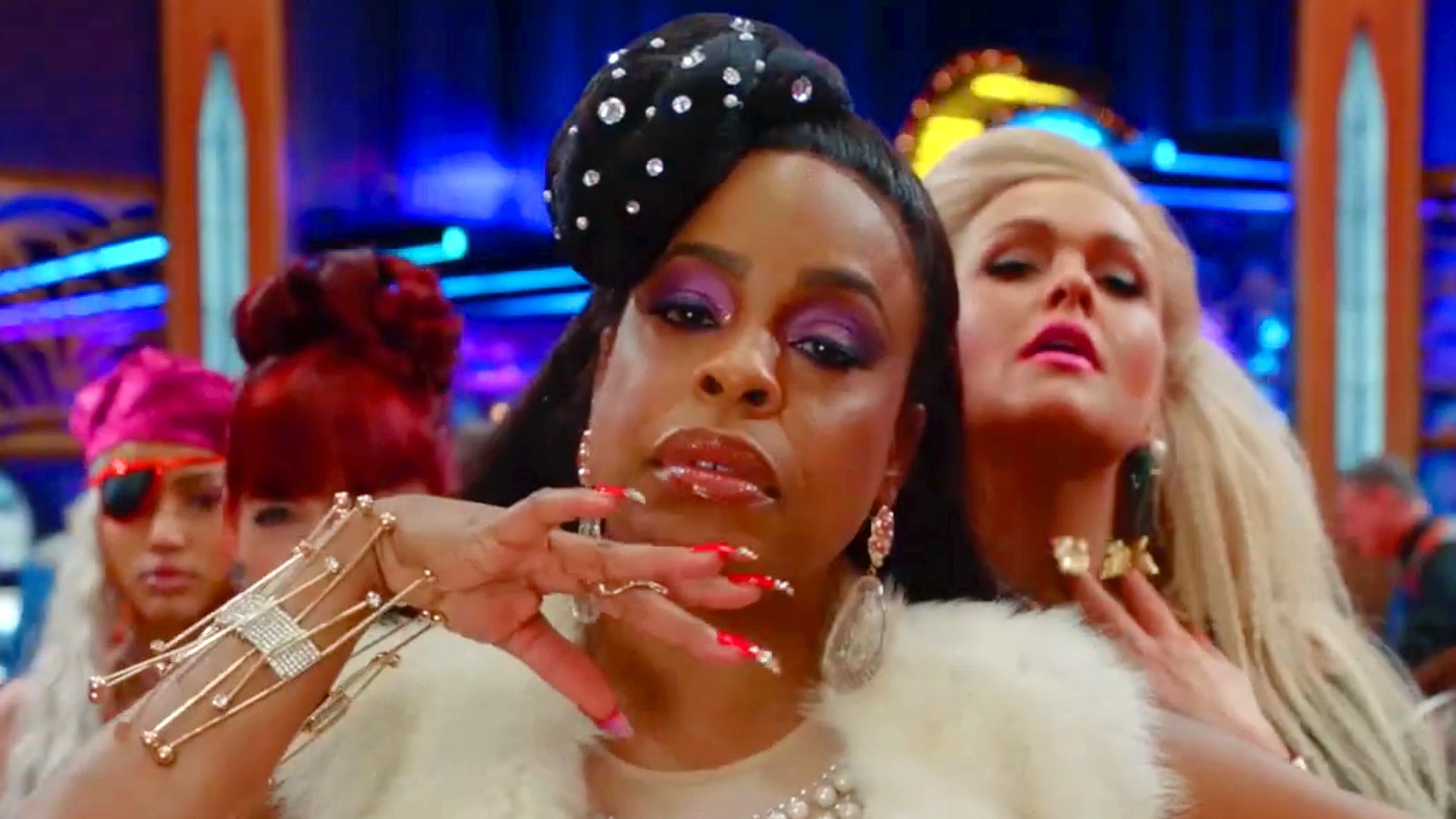 Polly Marks's Instagram, Twitter & Facebook on IDCrawl