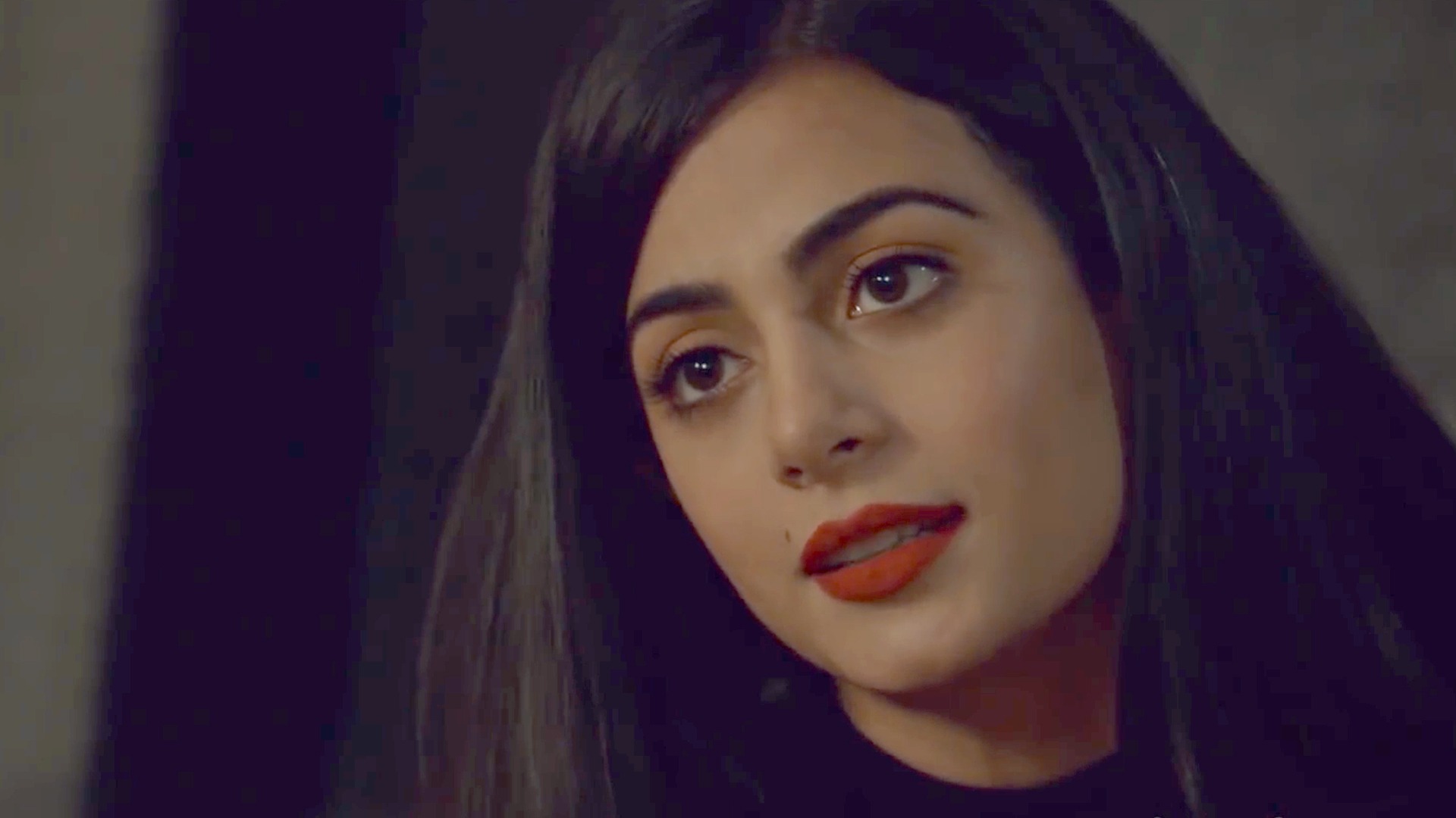 Shadowhunters: Season 3 Episode 7 Clip - Clary, Alec, & Izzy Visit ...