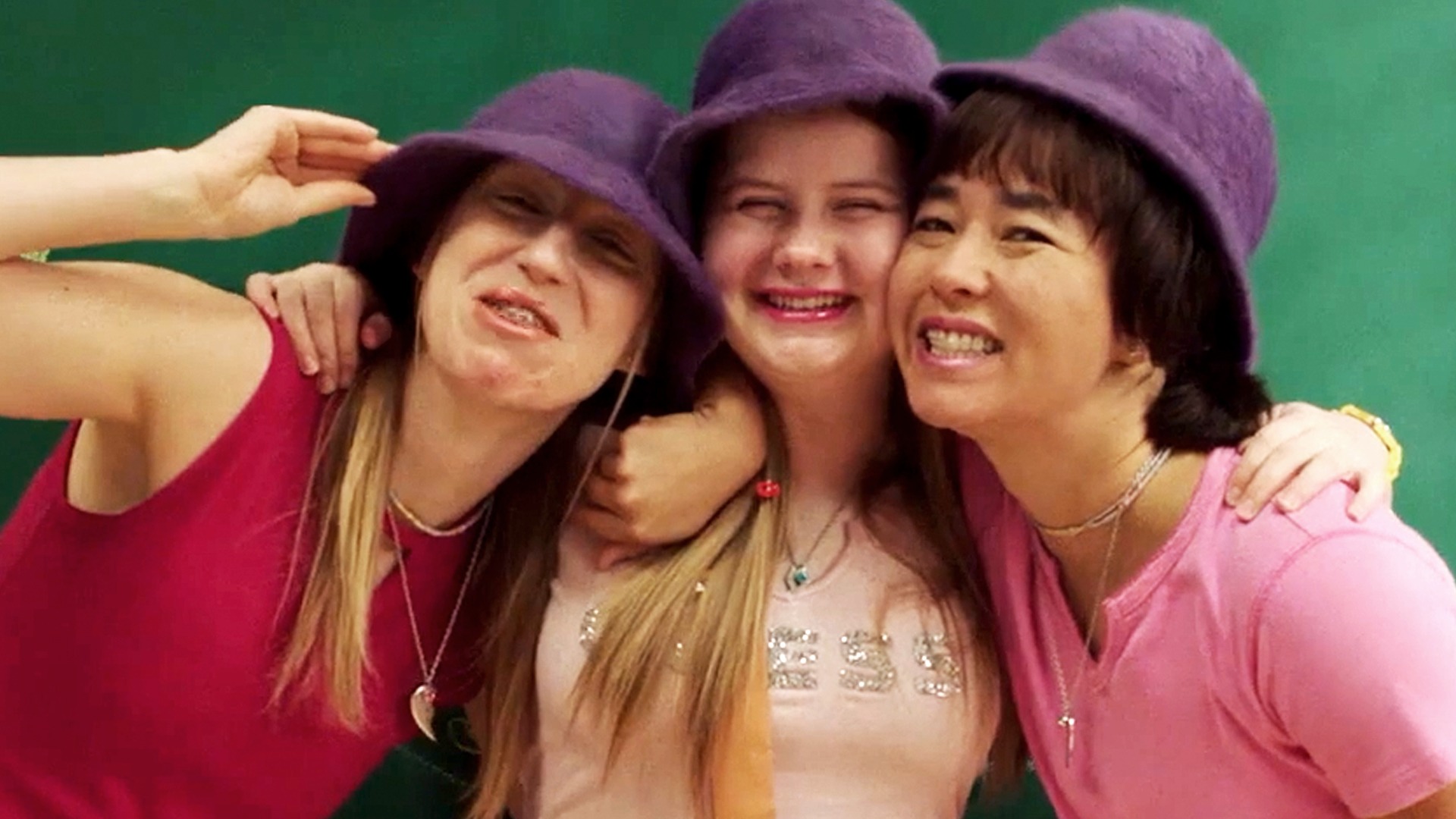 PEN15: Season 2 Featurette - Growing Up With Pen15 - Rotten Tomatoes