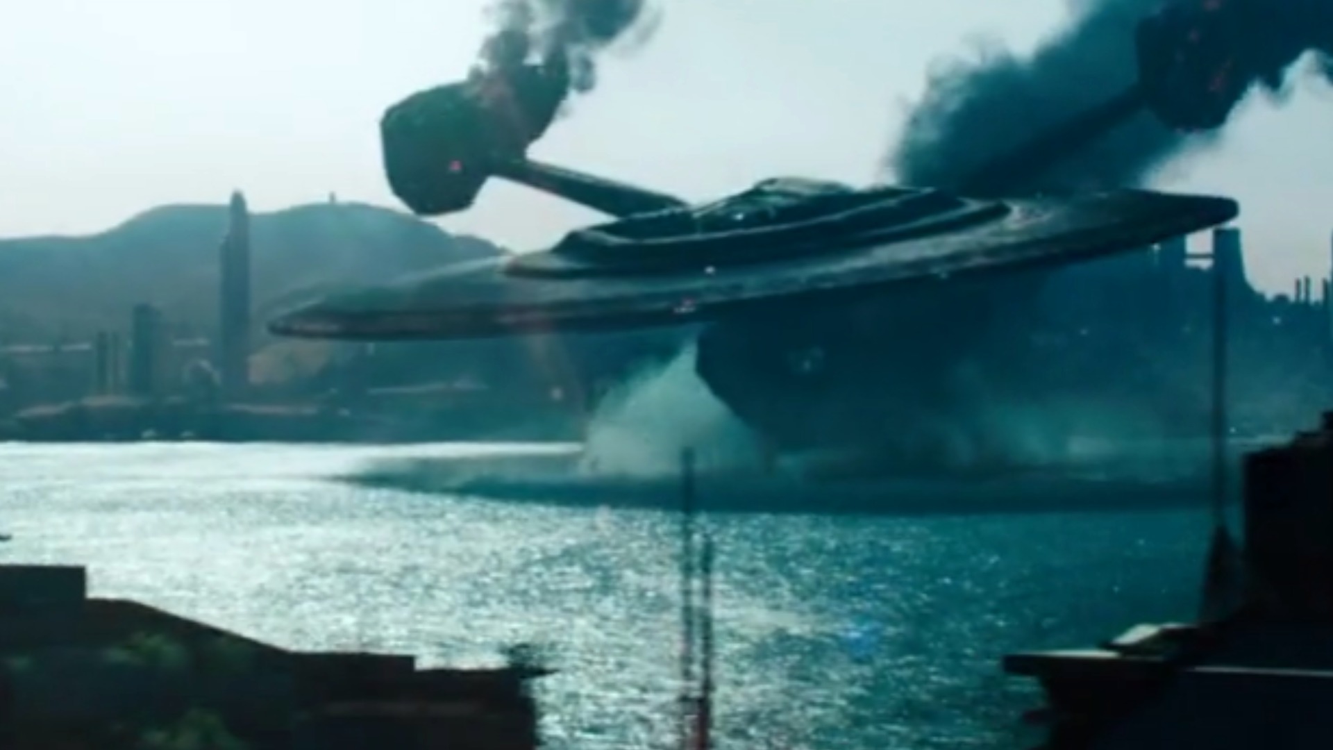 Star Trek Into Darkness Enterprise Destroyed