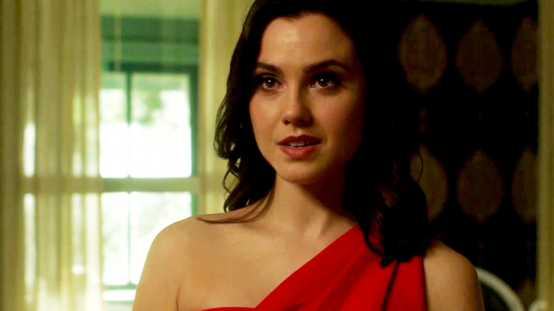 Charmed: Season 2 Episode 9 Trailer - Rotten Tomatoes