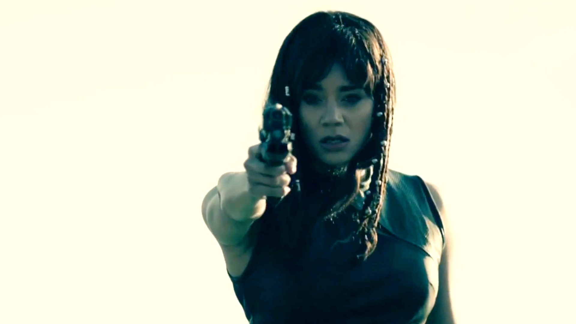 Killjoys - Trailers & Videos - Rotten Tomatoes